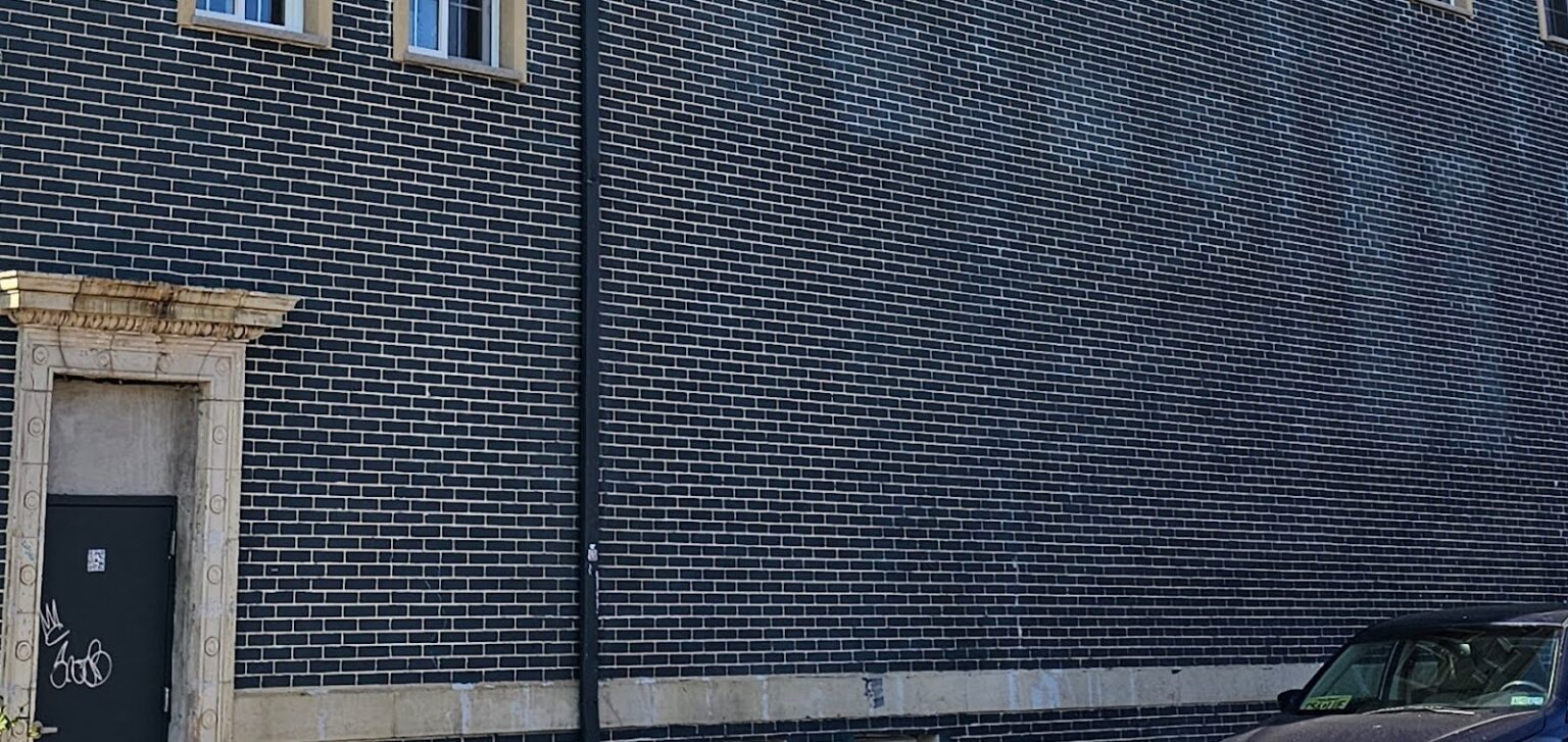 Raked Masonry Joints for Clean and Defined Brickwork